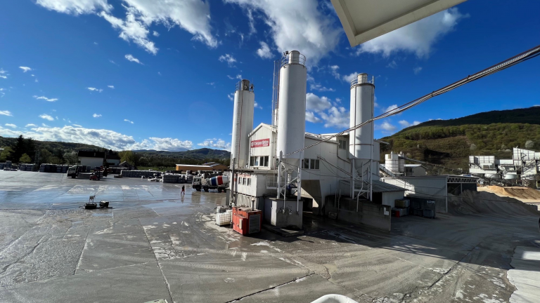 Bau des Kies- und Betonwerkes Tranportbeton Kiseljak (BiH) – Beton ...